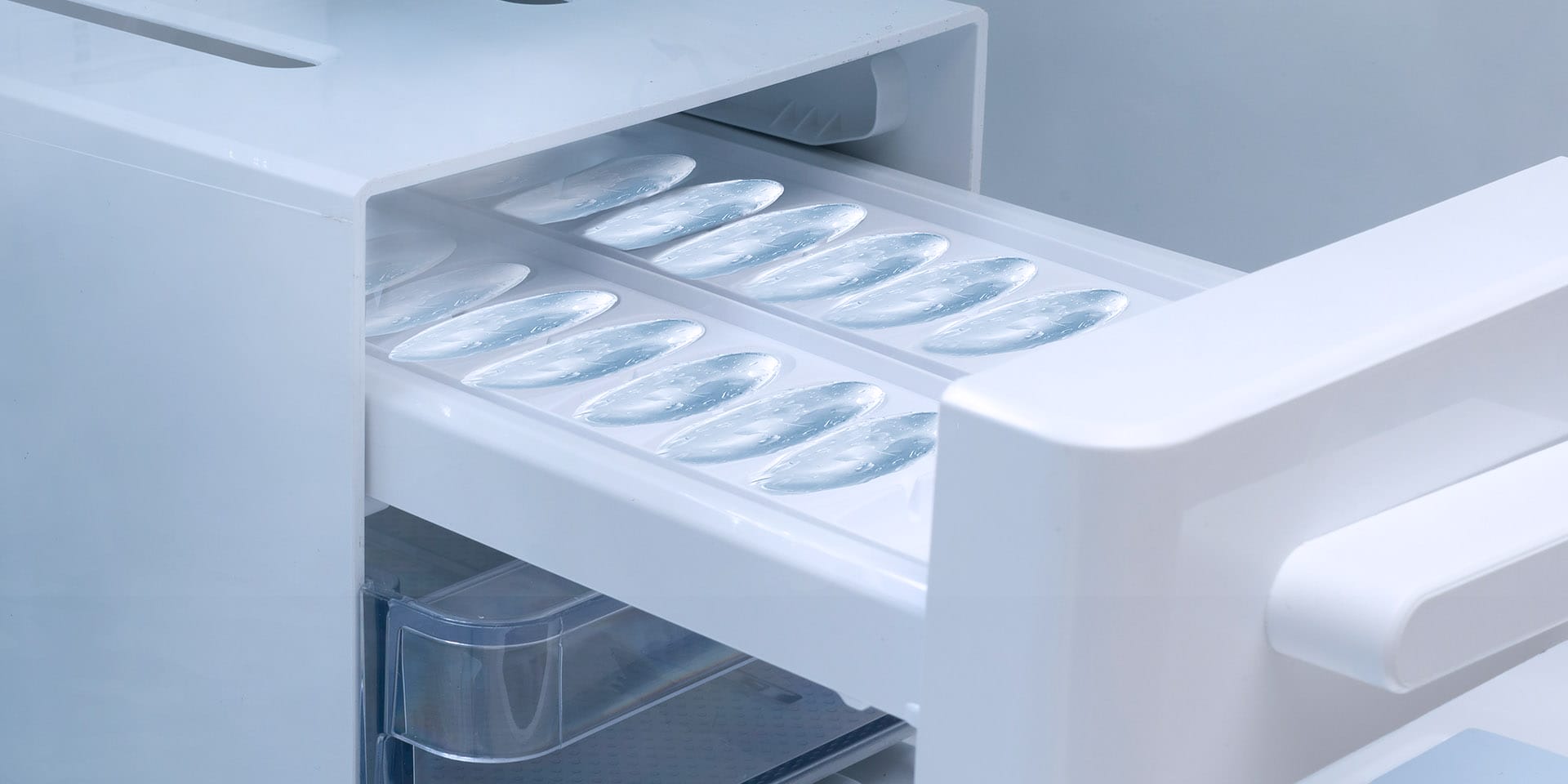 یخچال و فریزر 27Ft اسنوا مدل SN3-2027LW سفید چرمی سری New Morano – برتر کالای تهران